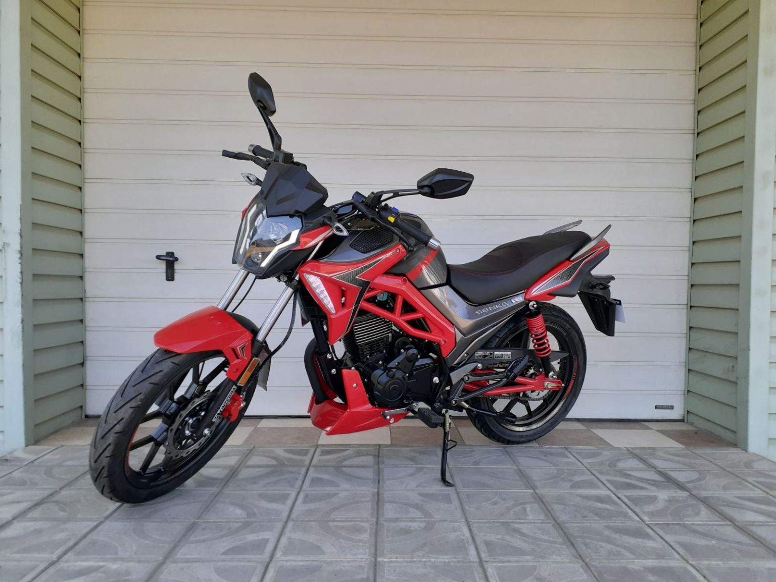 Senke SK200E - plus1